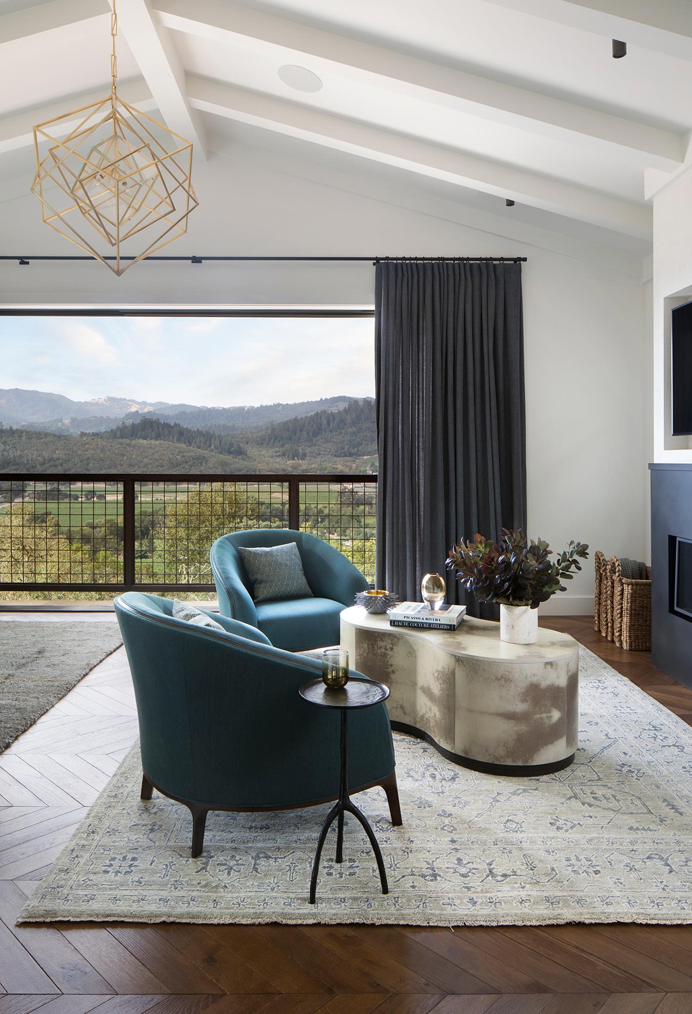 Designer Spotlight: Jennifer Robin Interiors | Layla Grayce